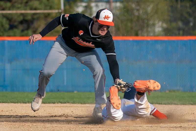 Photos: Oswego vs. Minooka varsity baseball – Shaw Local