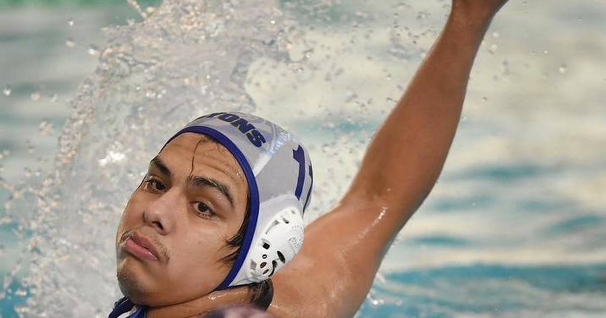 Boys Water Polo: Making a Splash – Shaw Local
