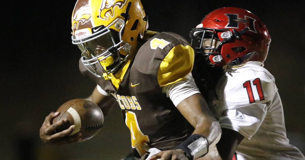 Photos: Jacobs vs Huntley football – Shaw Local