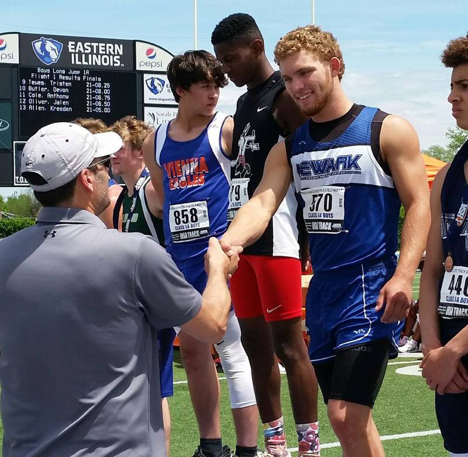 Newark's Swanson still scores medal despite injury, DQ – Shaw Local