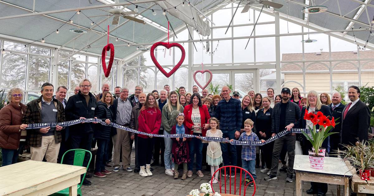 Sycamore Chamber welcomes Kar-Fre Flowers and Gifts – Shaw Local