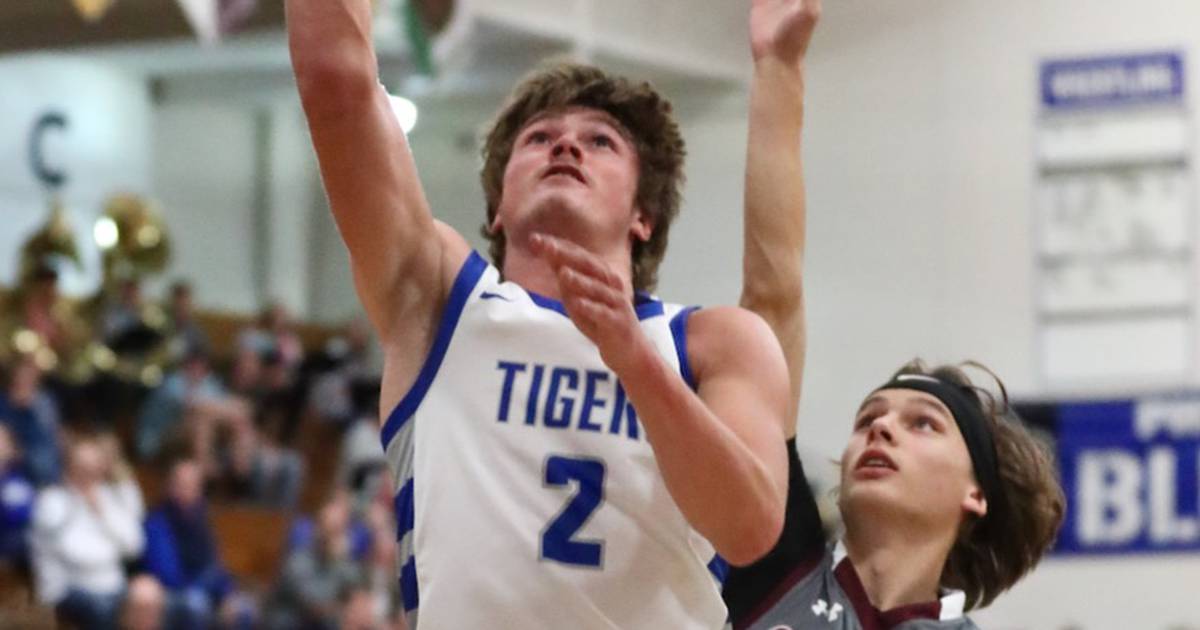 Photos: IVC at Princeton boys basketball – Shaw Local