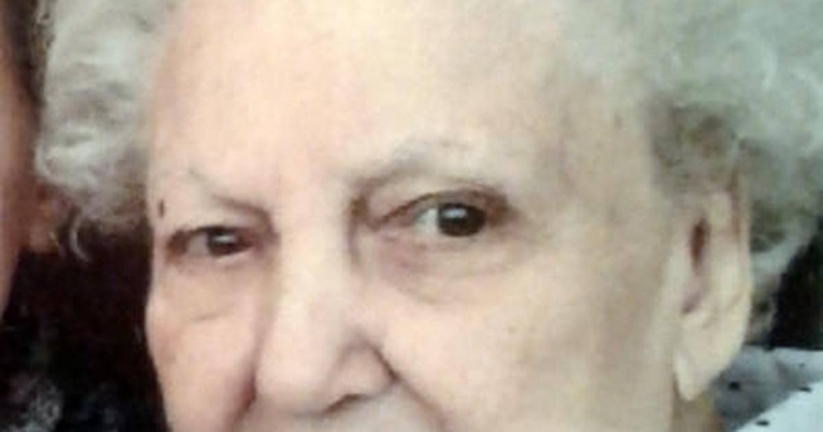 Esther Moloney – Shaw Local