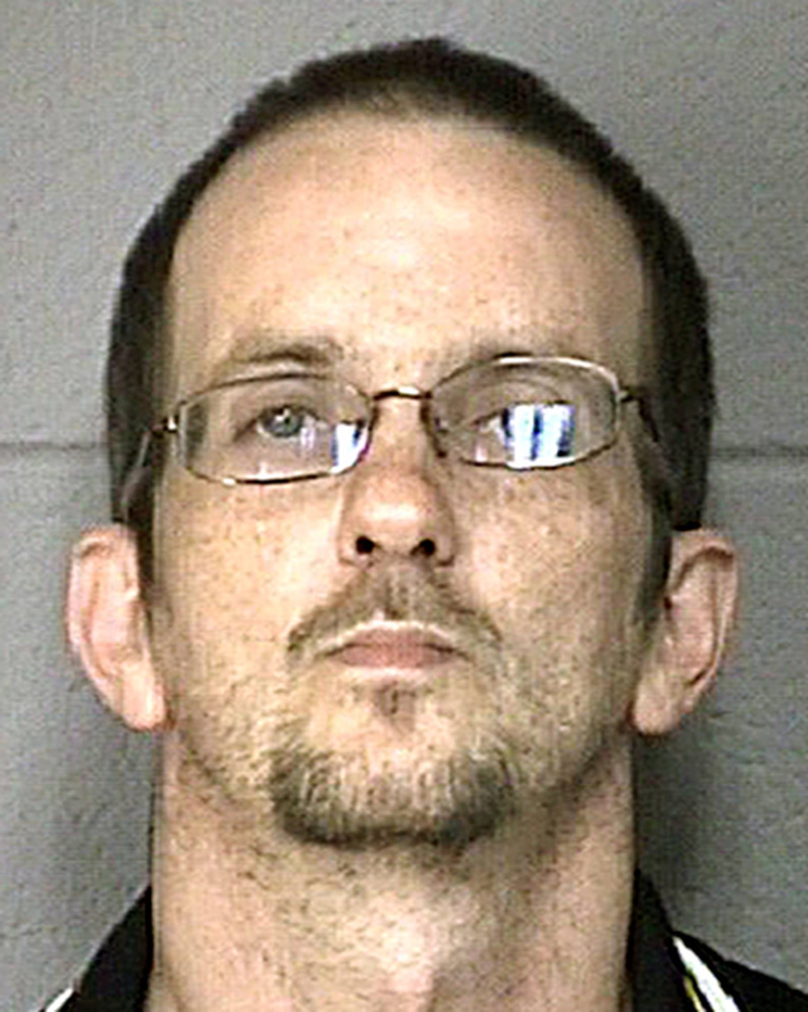 Sycamore man faces domestic battery charges – Shaw Local