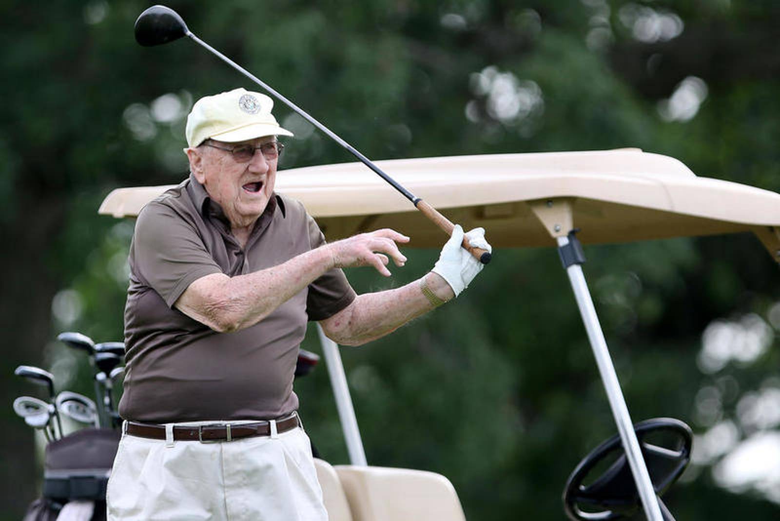 100-year-old Lake in the Hills golfer still driving for low scores ...