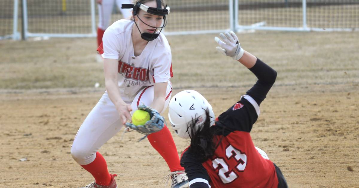 Photos: Oregon edges Amboy – Shaw Local