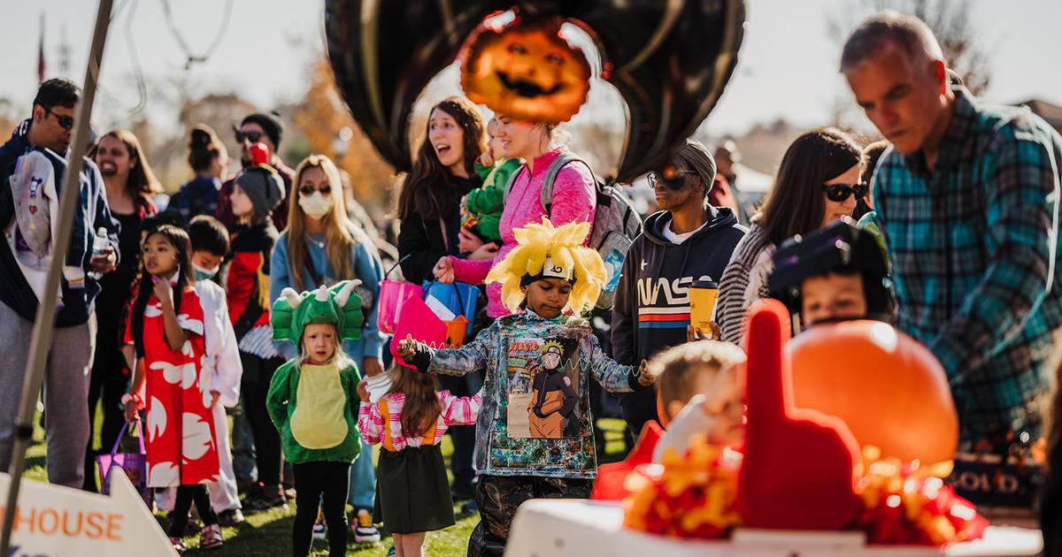 Batfest returns as Batavia MainStreet hosts event featuring costume ...
