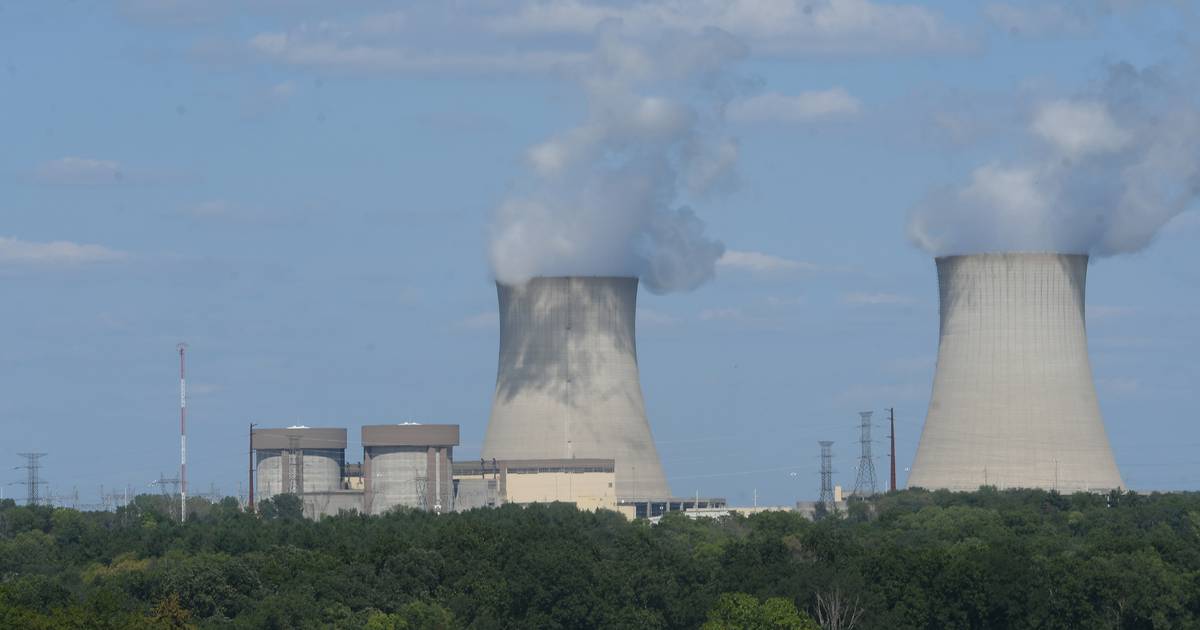 Nuclear option: Illinois grapples with the future of nuclear power ...