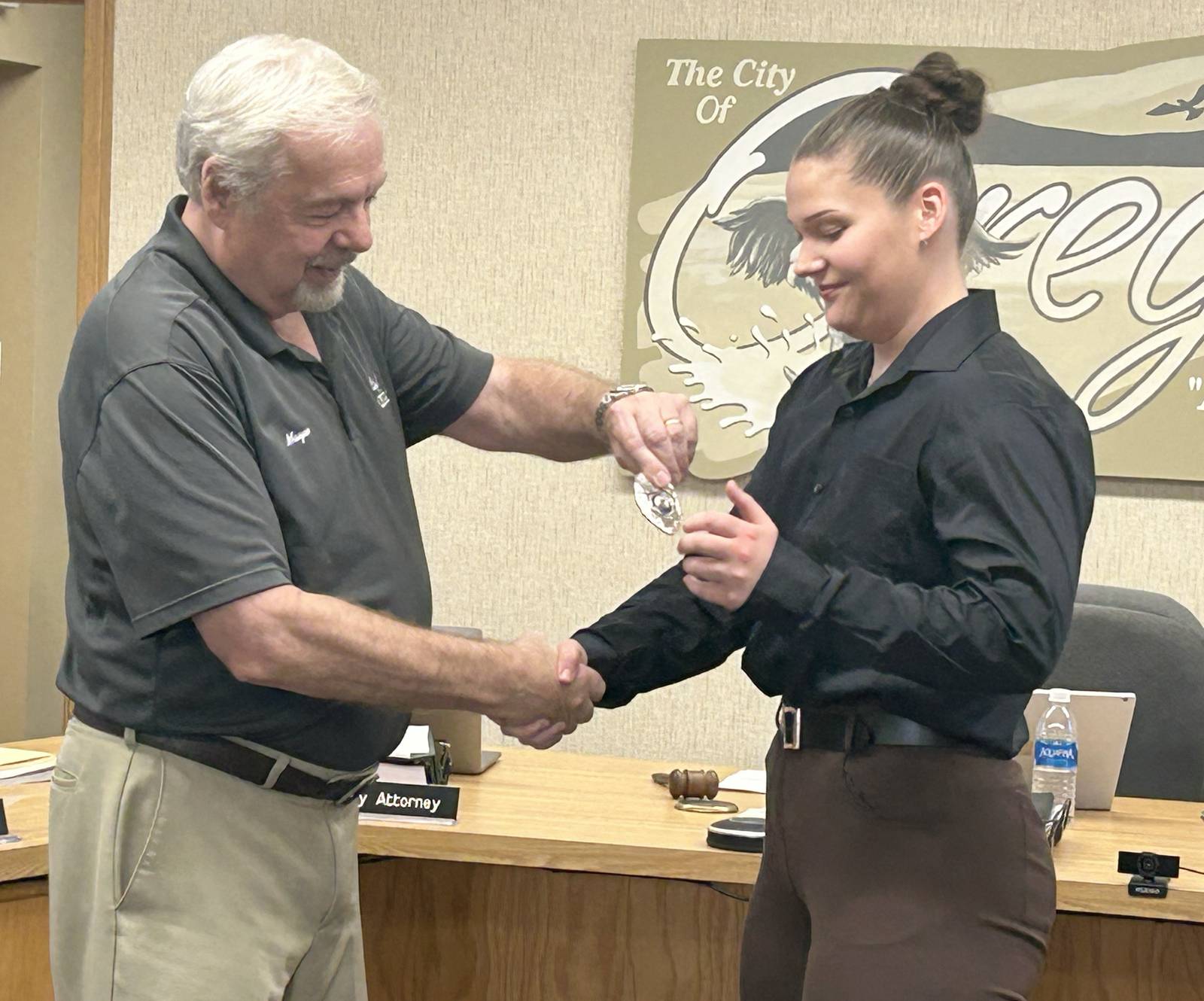 Oregon hires Taylor Buckwalter as new patrol officer – Shaw Local