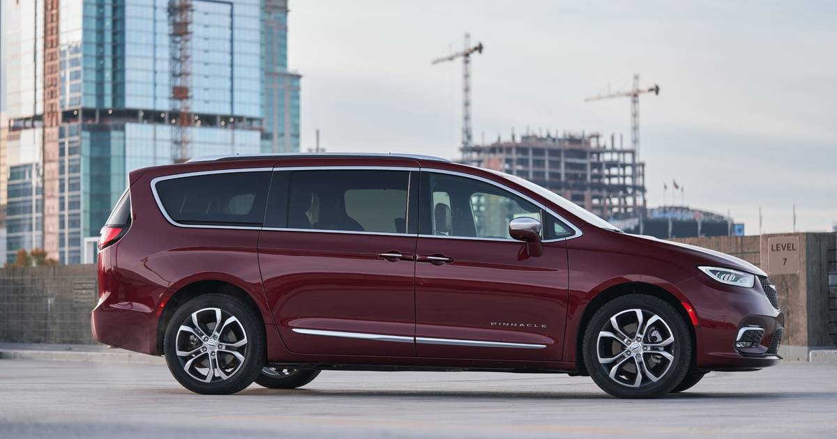 Chrysler Pacifica Hybrid checks all the minivan boxes – Shaw Local
