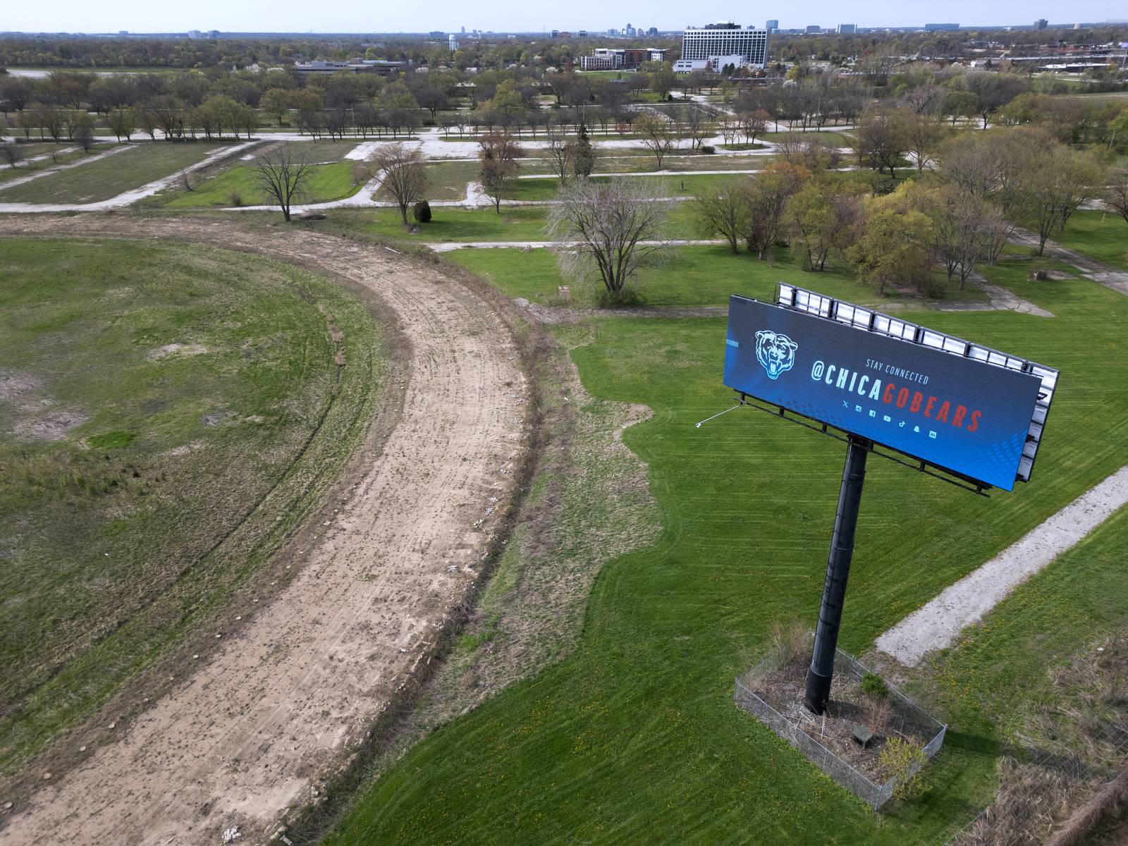 Bears shift stadium development focus back to Arlington Heights – Shaw ...
