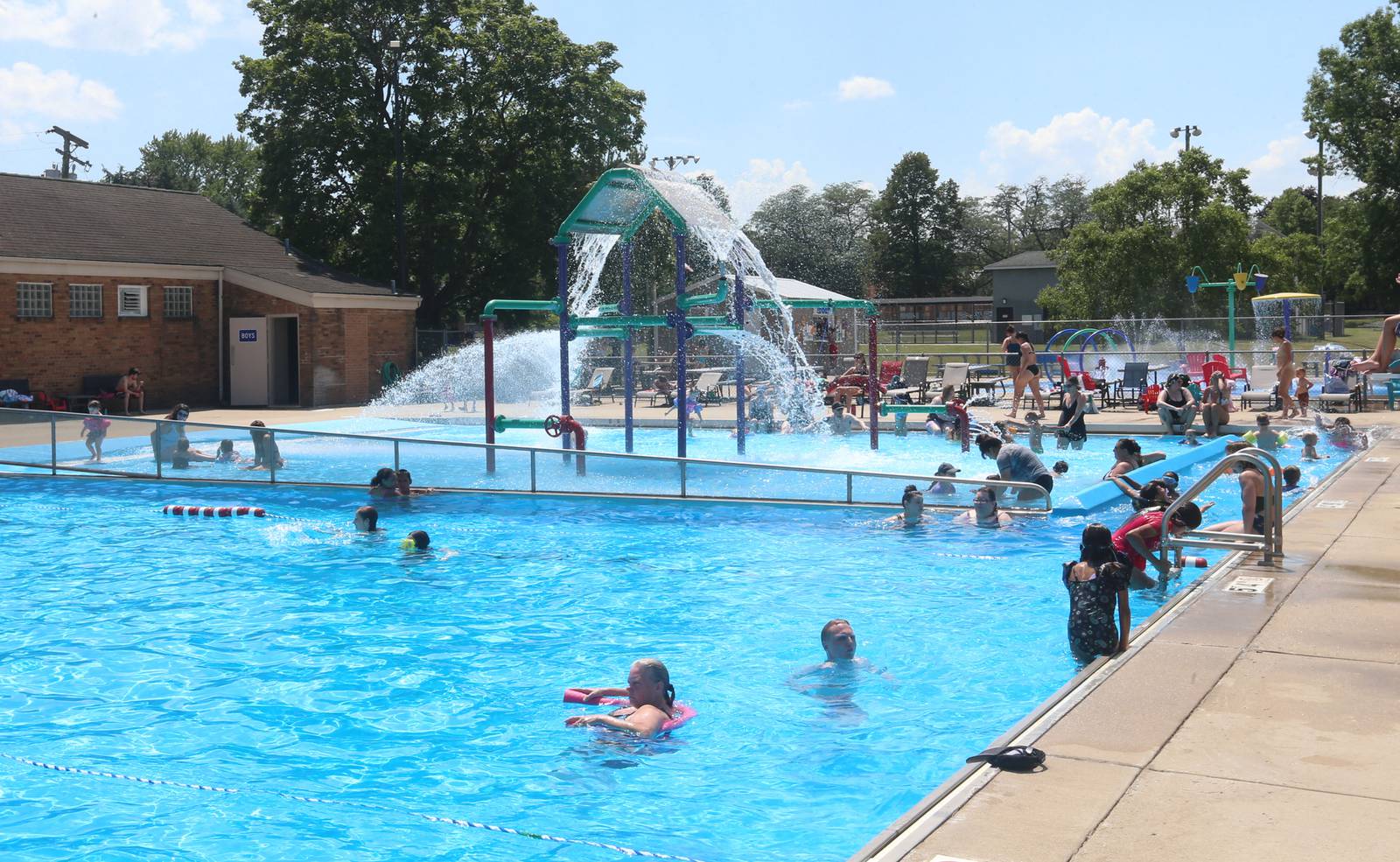 Riordan Pool in Ottawa to be open Aug. 31, Sept. 1 to close out season ...