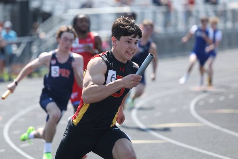 Photos: Minooka Boys Track Invitational – Shaw Local
