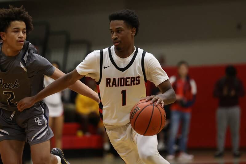 Photos: Bolingbrook vs. Oswego East Class 4A Sectional Boys Basketball ...