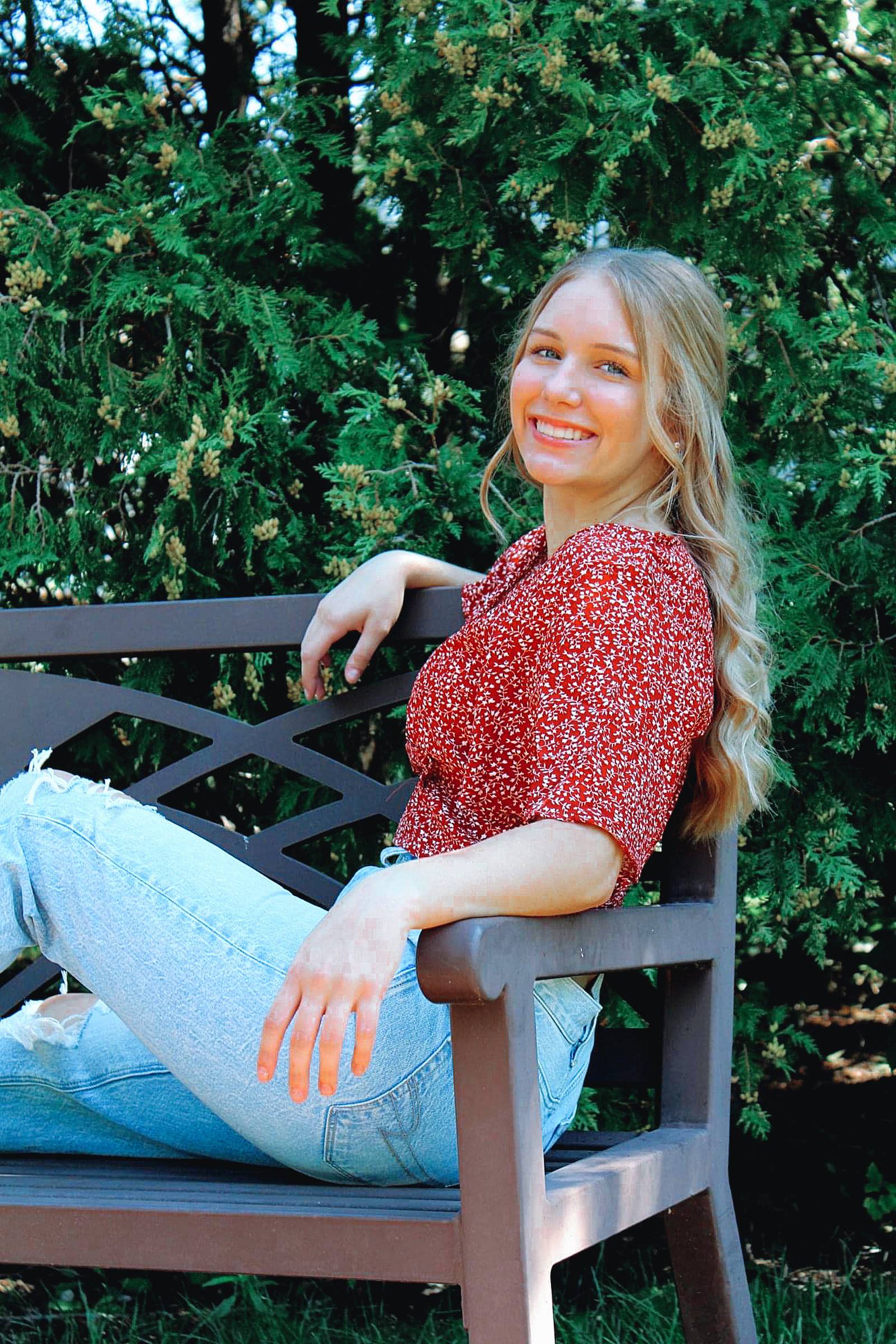 Senior Spotlight>Kaylee Cole (Princeton High School) – Shaw Local