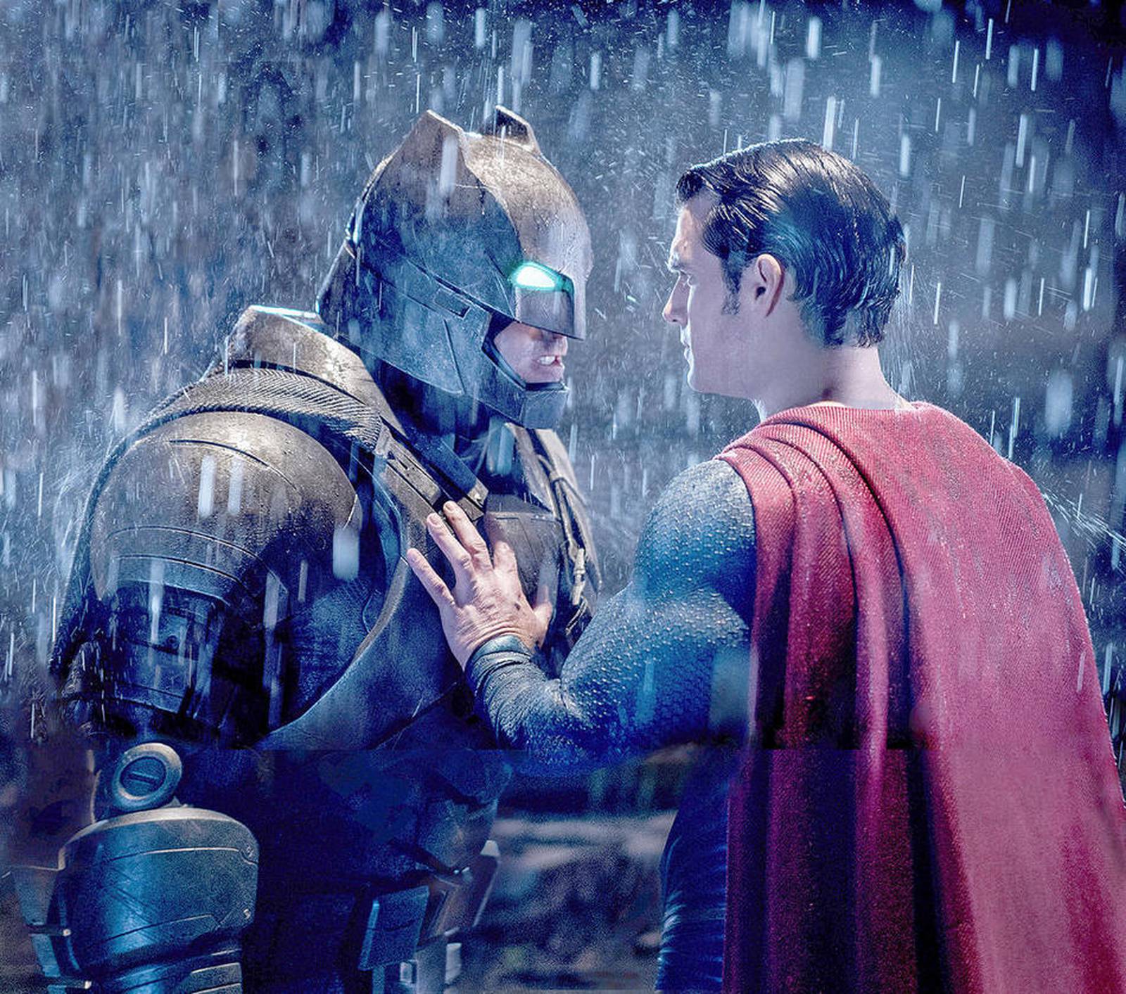Batman versus Superman: Who has the advantage? – Shaw Local