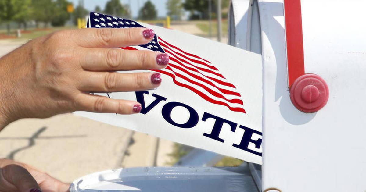 Some Kane mail-in ballots have old instructions about 2 envelopes ...