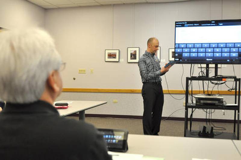 Lemont library enters ‘a brave new digital world’ – Shaw Local