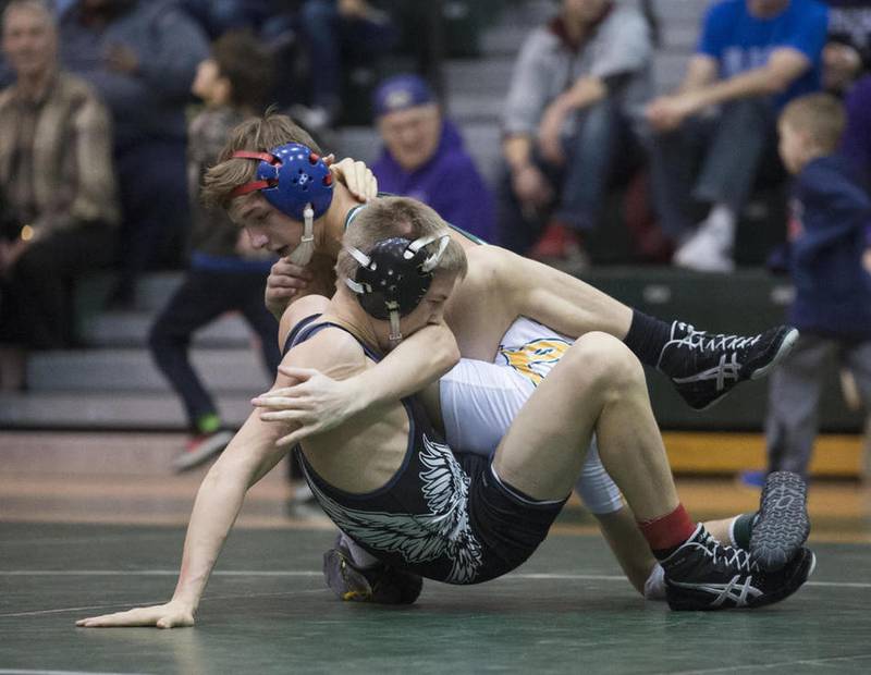Coal City qualifies 11 for state wrestling finals – Shaw Local