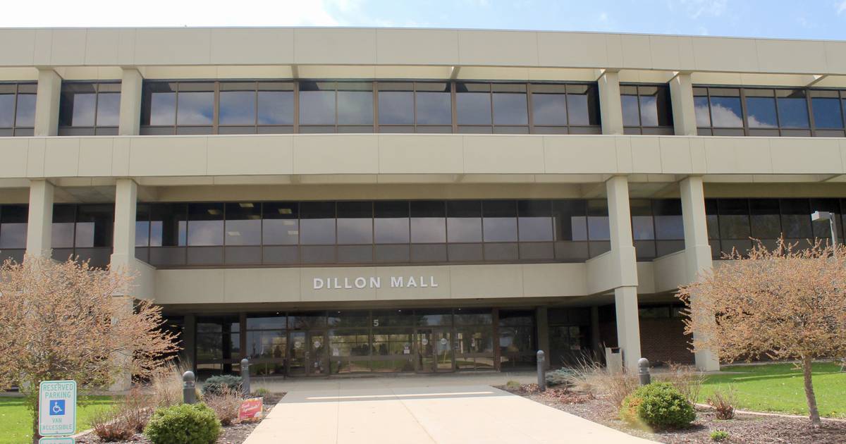 Shaw Local Radio Podcast: Talk Line with Steve Marco interviews Jim ...