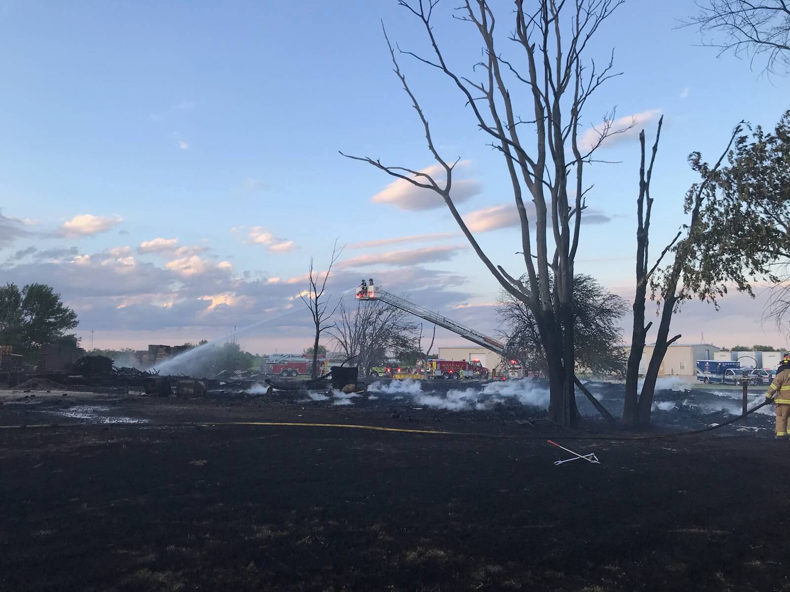 Firefighter taken to hospital after battling Mendota pallet fire – Shaw ...