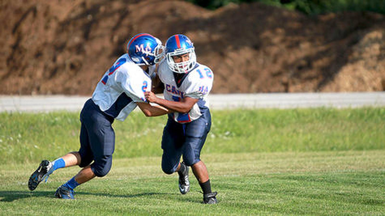 Abraham's impact hard to miss for Marmion football – Shaw Local