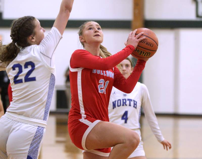 Photos: St. Charles North vs. Batavia girls basketball in Class 4A sectional semifinal – Shaw Local