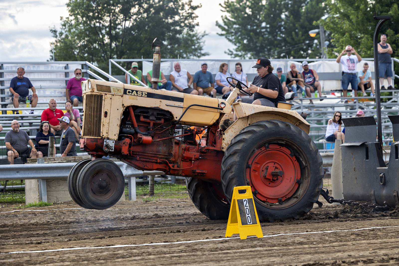 Trucks, tractors chug and pull at the Lee County Fair – Shaw Local