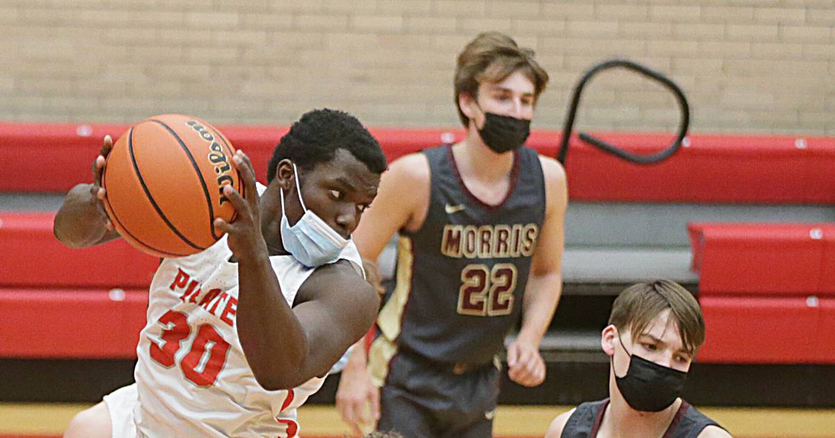 Ottawa Pirates avenge lone loss to Morris, clinch I-8 Conference title ...