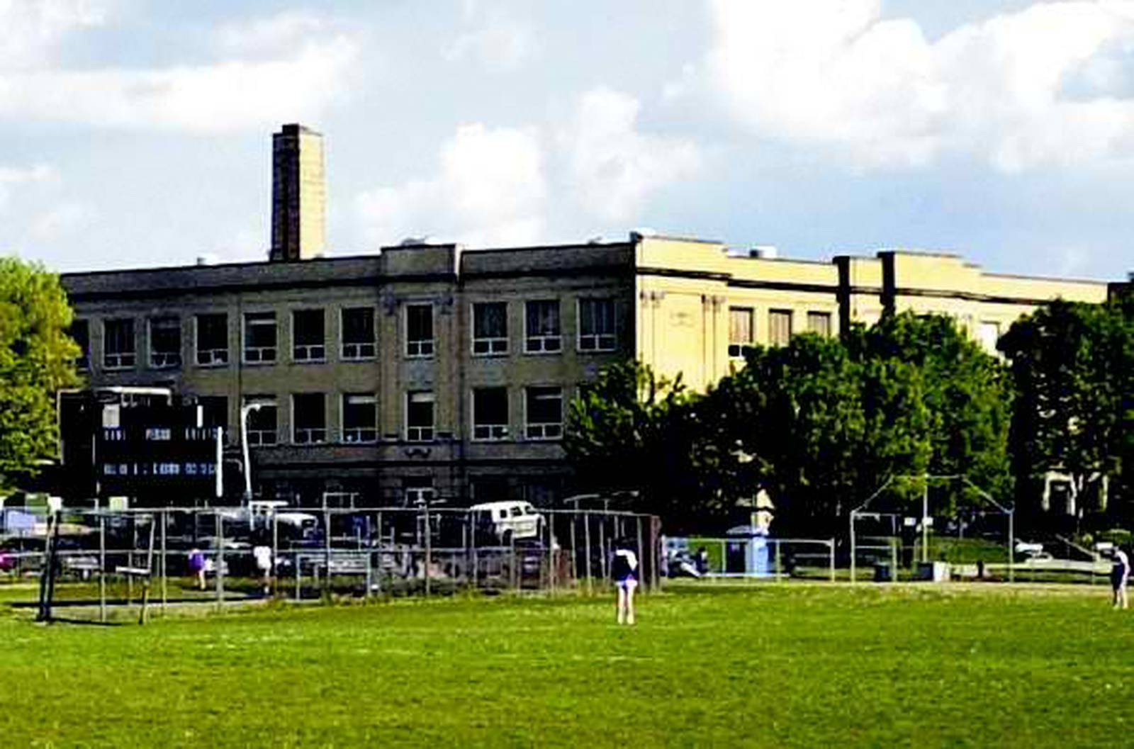 Construction on old Hubble Middle School causes Wheaton Park District ...