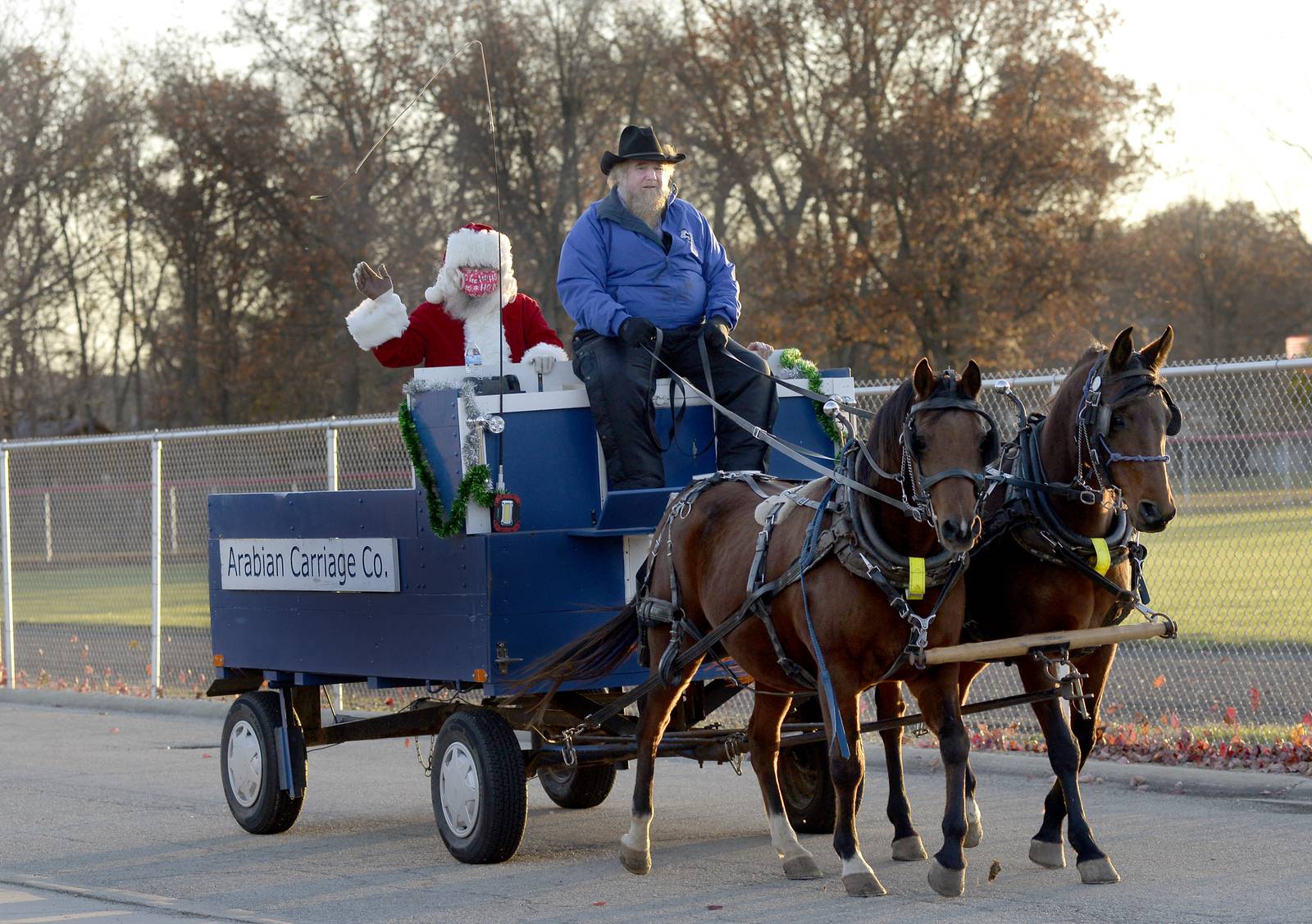 Photos: Seneca celebrates Christmas at Crotty Park – Shaw Local
