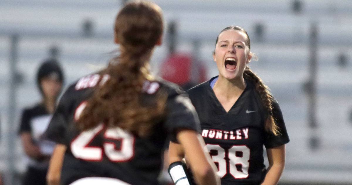 Elena Fetzer, Huntley hold off McHenry – Shaw Local