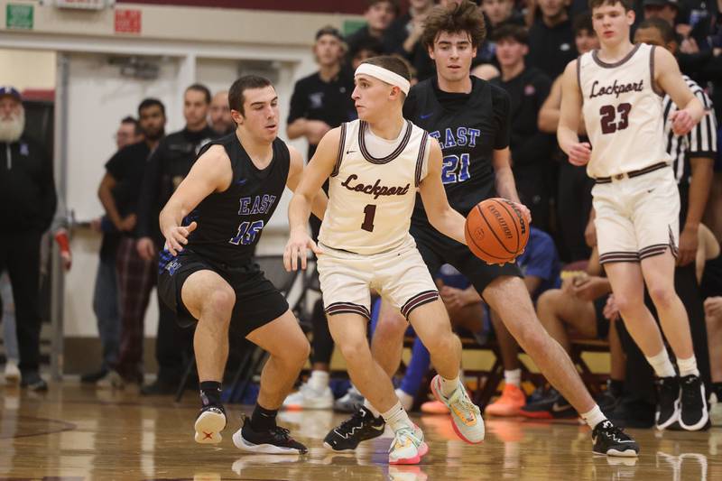 Photos: Lincoln-Way East vs. Lockport Boys Basketball – Shaw Local