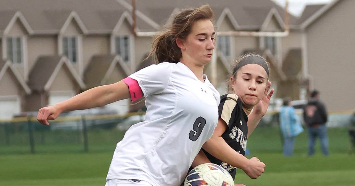 Girls soccer: Jade Schrader’s late goal keeps Kaneland’s perfect I-8 ...