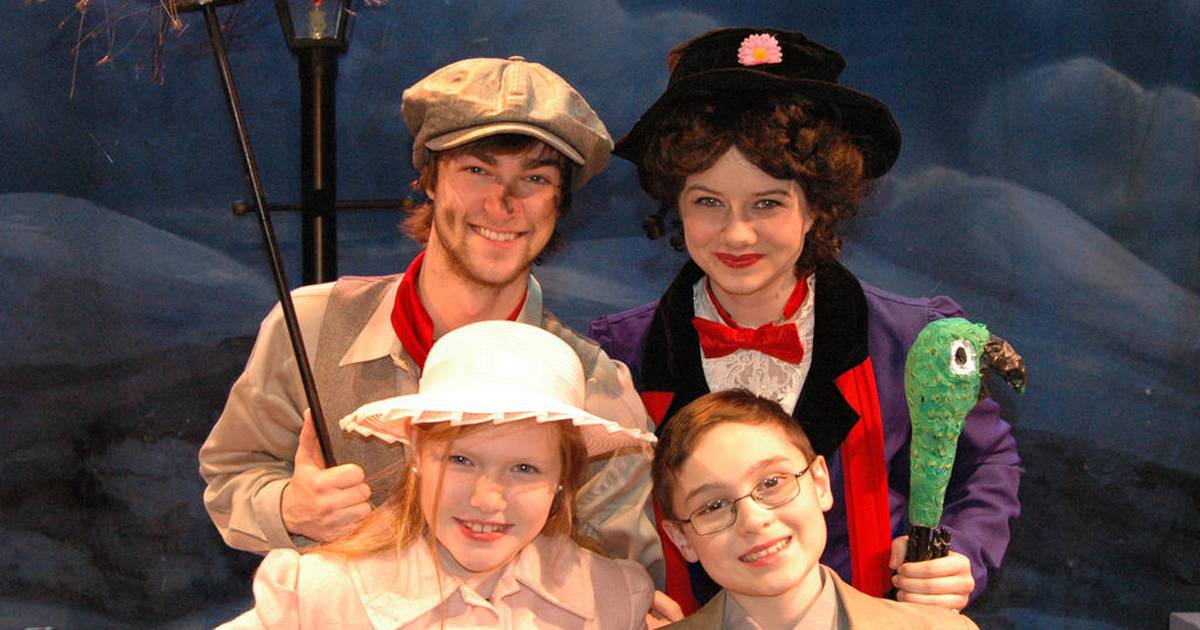 ‘Mary Poppins’ hits stage for four shows at Prisco Center – Shaw Local