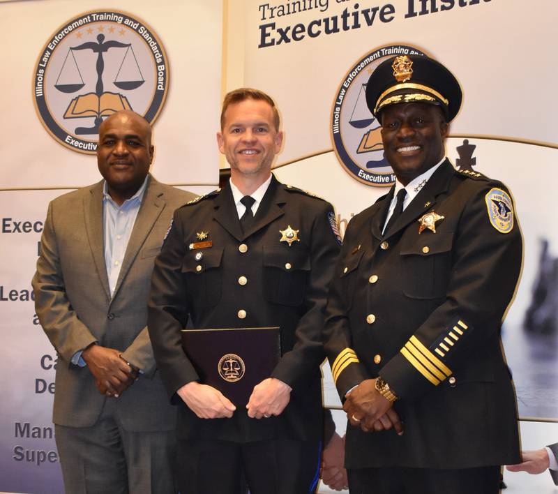 Oswego police chief attends professional development program – Shaw Local