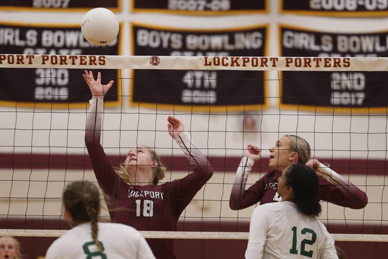 Photos: Plainfield Central vs. Lockport Girls Volleyball – Shaw Local