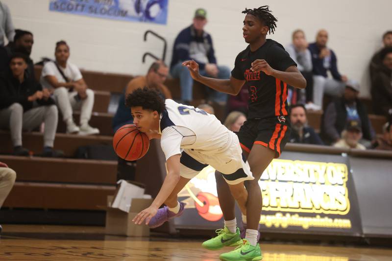 Photos: Lemont vs. Romeoville Boys Basketball – Shaw Local