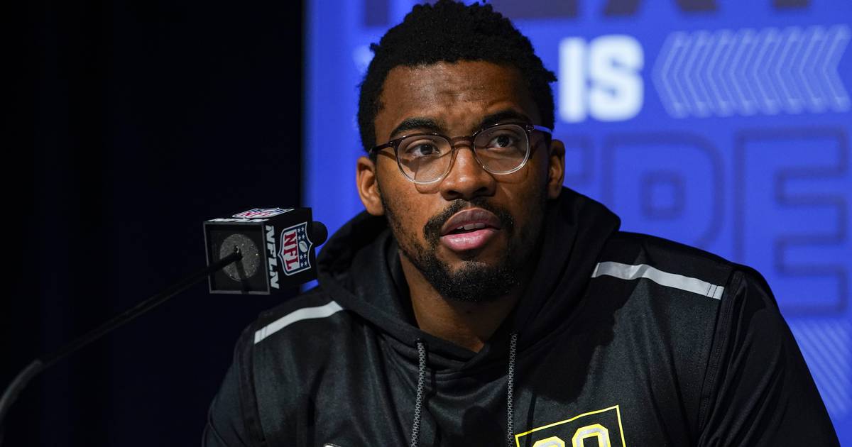 Bears veteran minicamp notes: Rookie tackle Braxton Jones ‘a bit ...