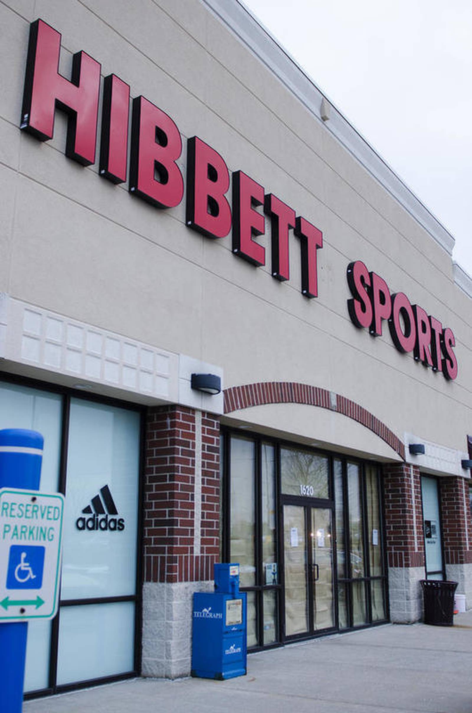 A hasty exit for Hibbett: Sporting goods store in Walmart shopping ...