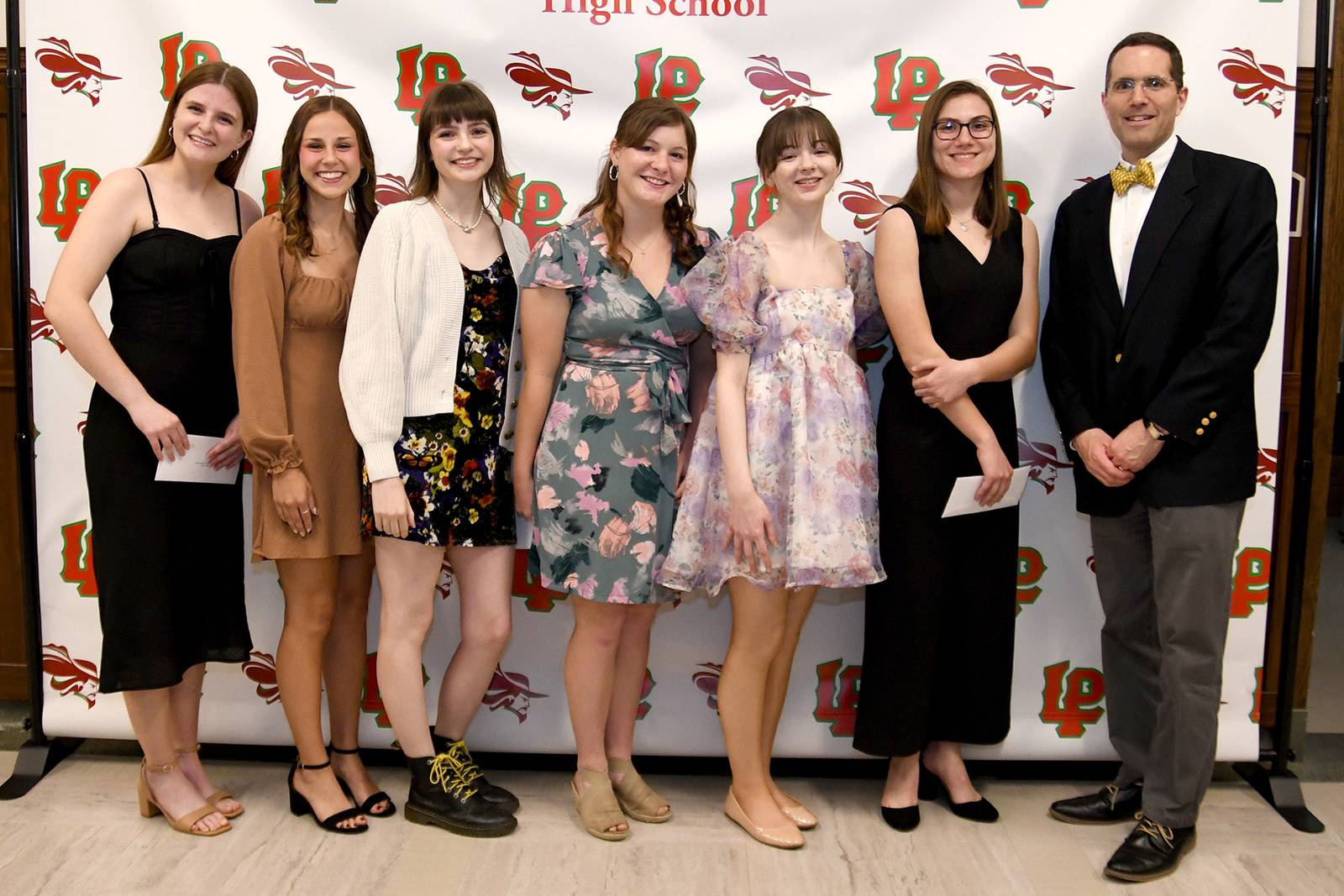 La Salle-Peru High School seniors receive scholarships, awards at annual awards night – Shaw Local