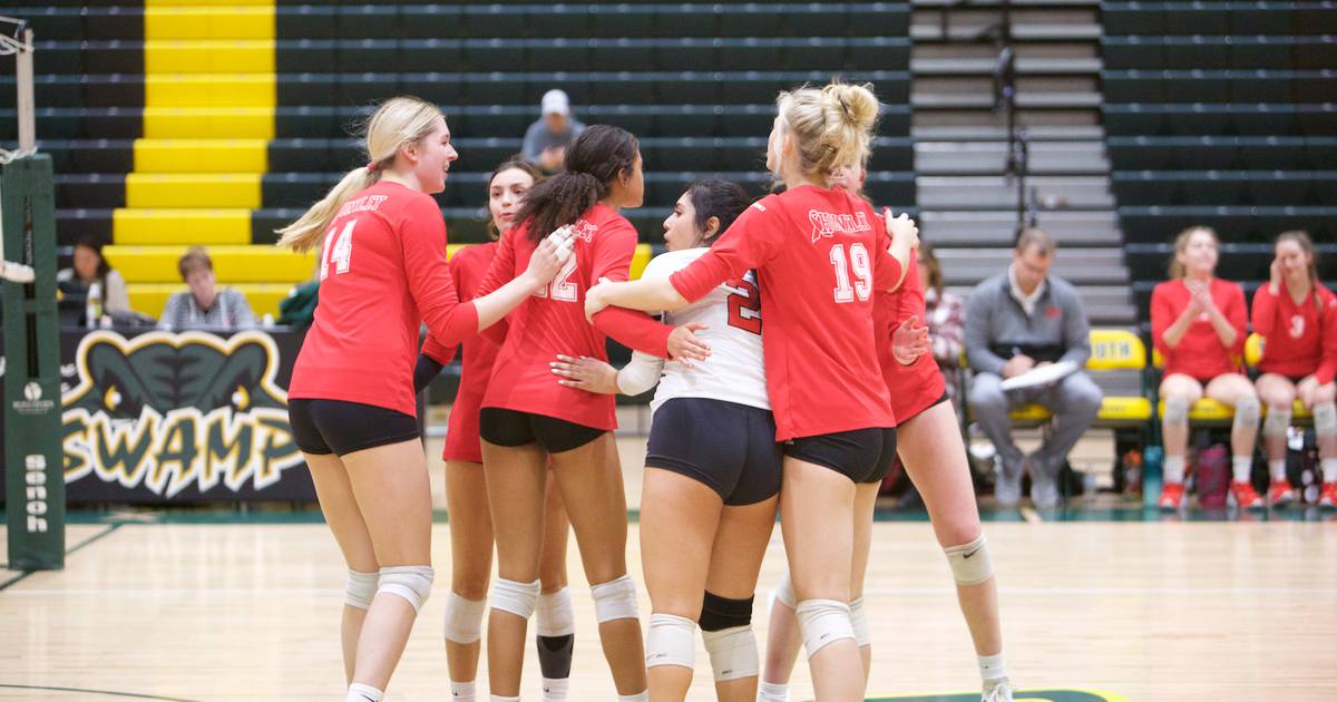 Photos: Huntley vs. Crystal Lake South volleyball – Shaw Local