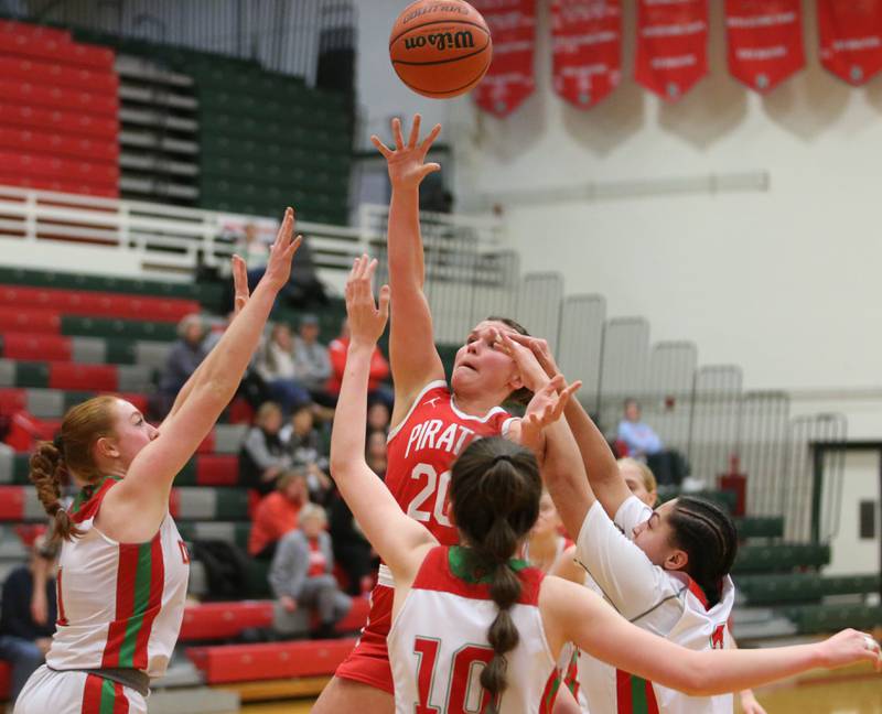 Photos: Ottawa vs L-P girls basketball – Shaw Local