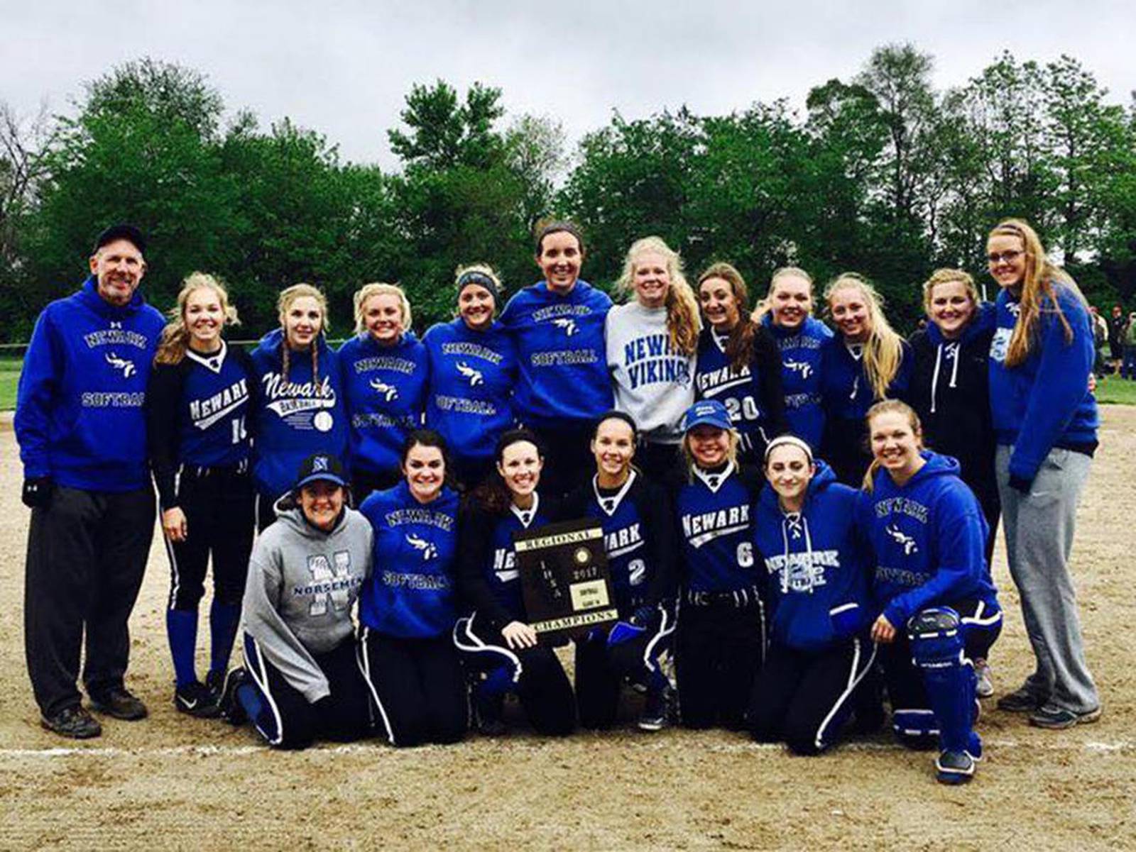 Newark softball speeds past Earlville to win regional crown – Shaw Local