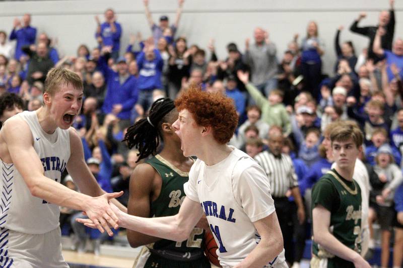 Photos: Burlington Central vs. Boylan Class 3A Sectional boys ...