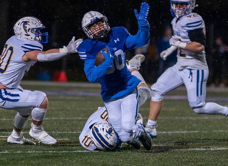 Photos: Wheaton North vs. Geneva in Week 8 Football – Shaw Local