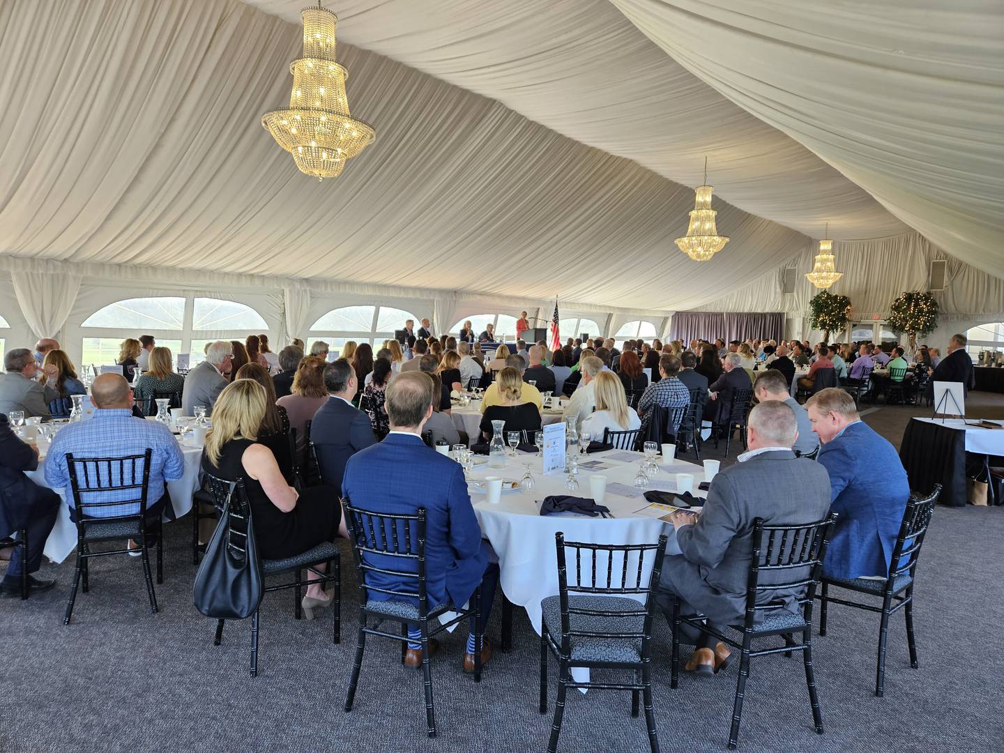 Grundy Economic Development Council hosts legislative breakfast – Shaw Local