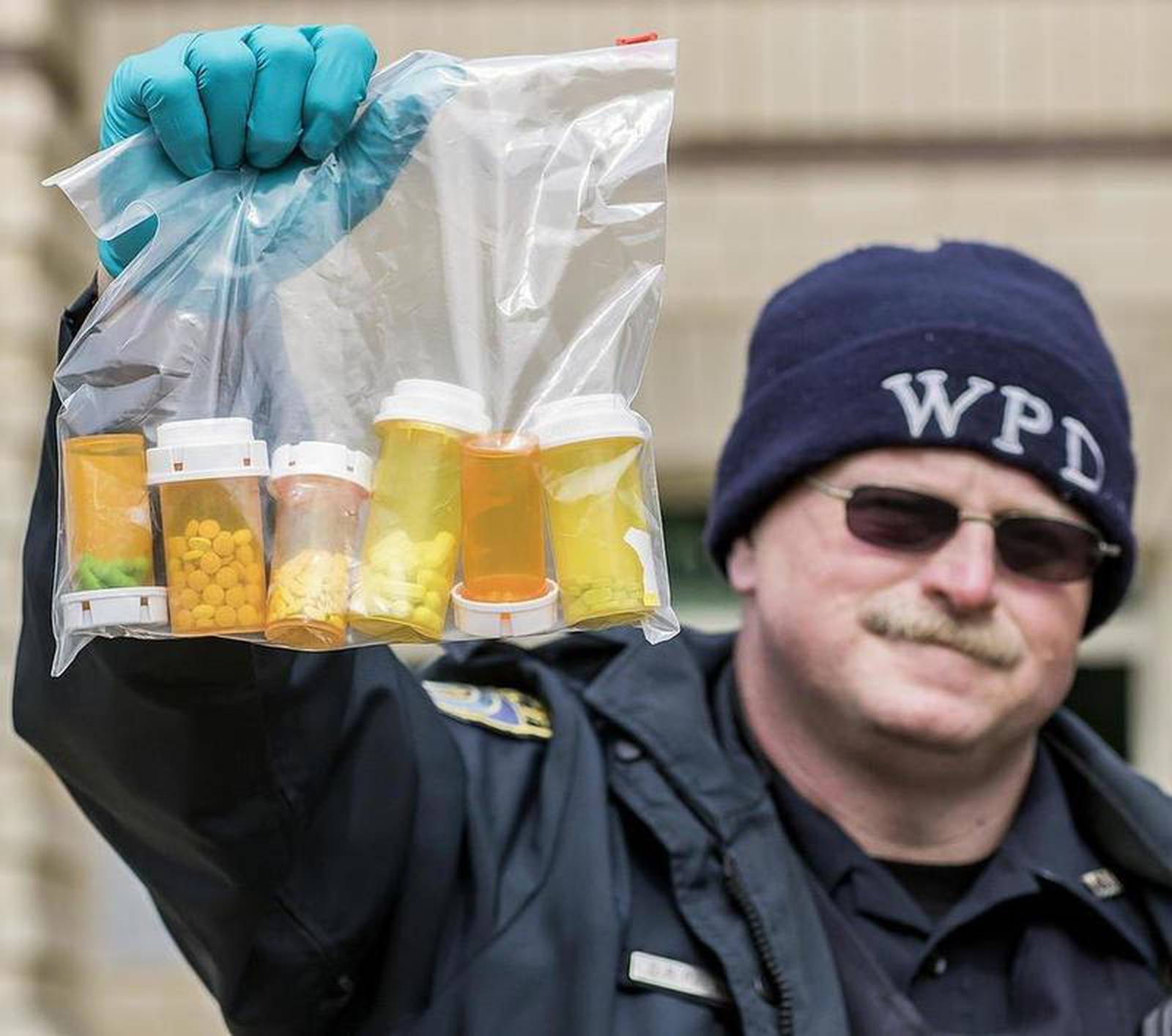 McHenry County police collecting medication Saturday for National ...