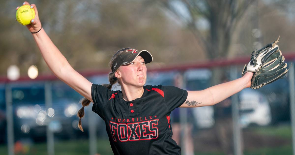 Softball: Madi Reeves’ 17-strikeout gem pitches Yorkville past ...