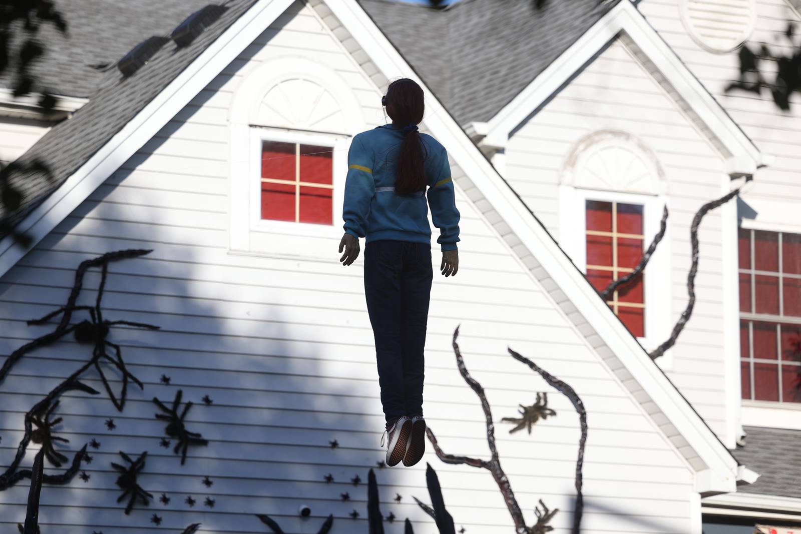 See ‘Stranger Things’ display at Plainfield home through Halloween ...